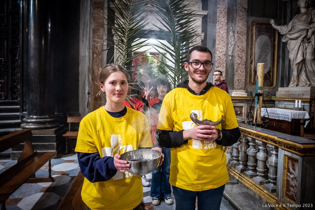 Seconda Lectio divina per i giovani in Cattedrale a Torino con mons ...