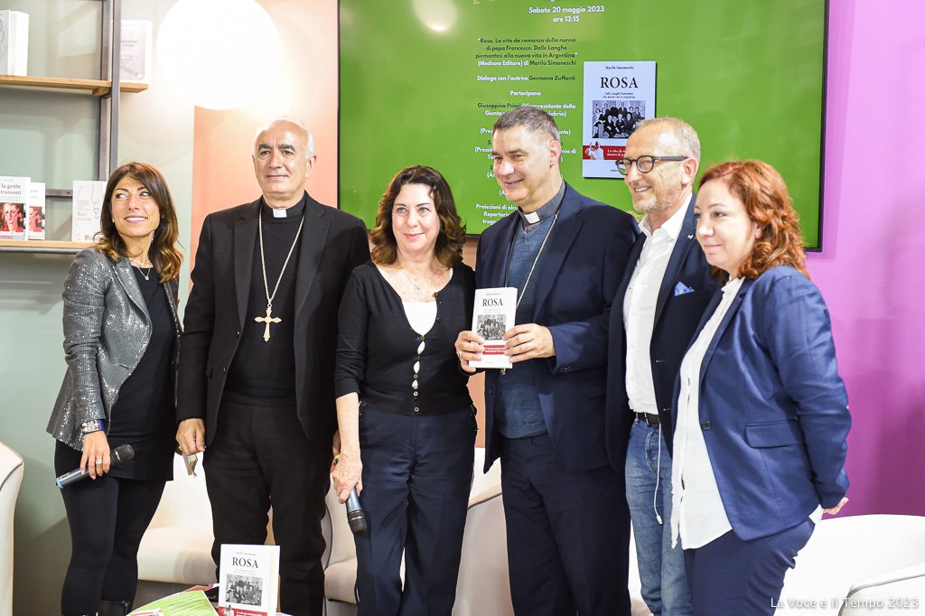 Mons. Repole al Salone del Libro di Torino edizione 2023 (foto: Bussio ...